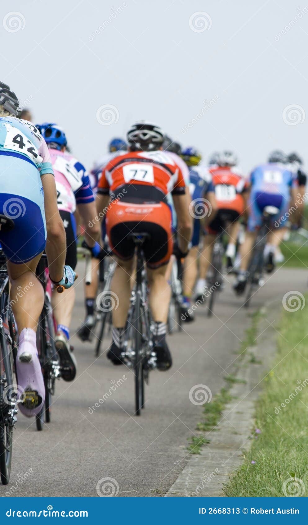 Cycling Group stock image. Image of contend, raceway, cycling - 2668313