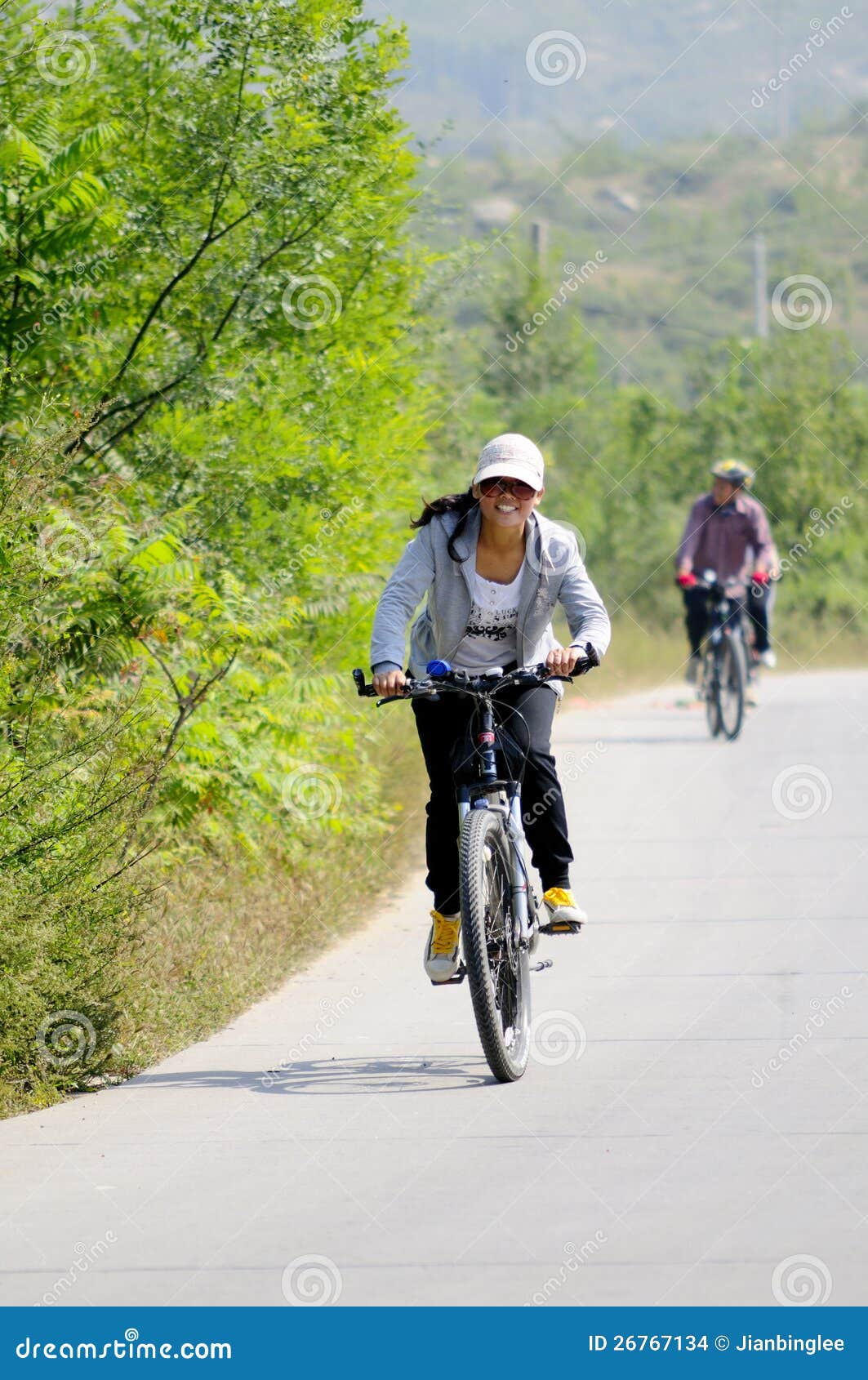 Cycling movement editorial stock image. Image of members - 26767134