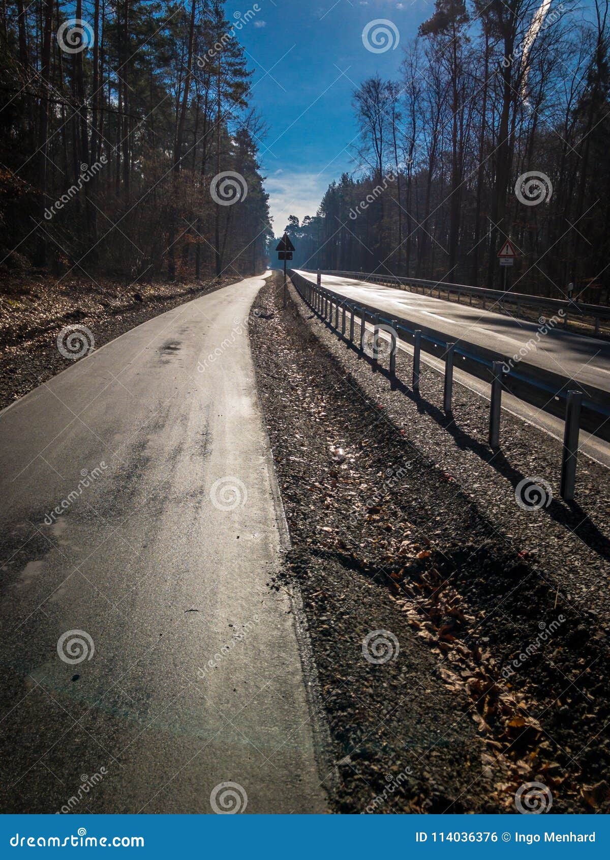 Cycling Way beside a Street Stock Photo - Image of road, cycling: 114036376