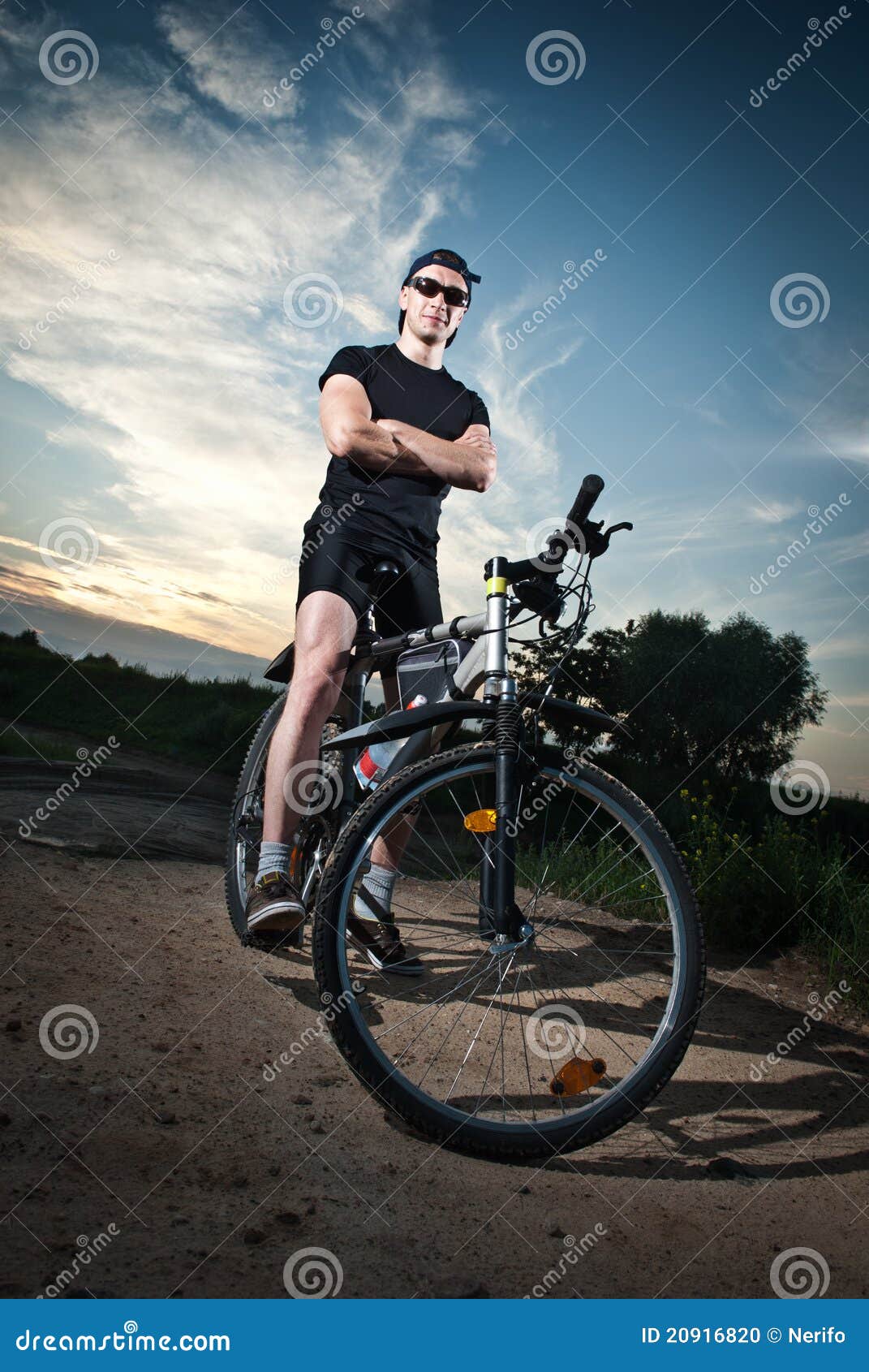 Cyclist posing on bicycle stock photo. Image of freestyle - 20916820