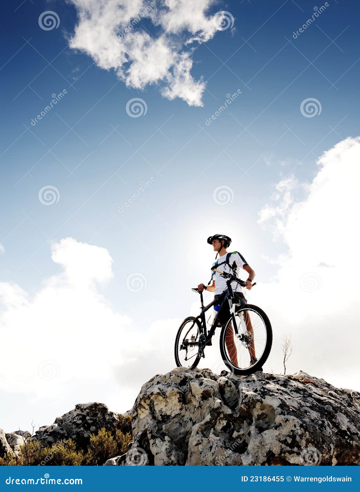 Cyclist rest stop stock image. Image of hobby, caucasian - 23186455