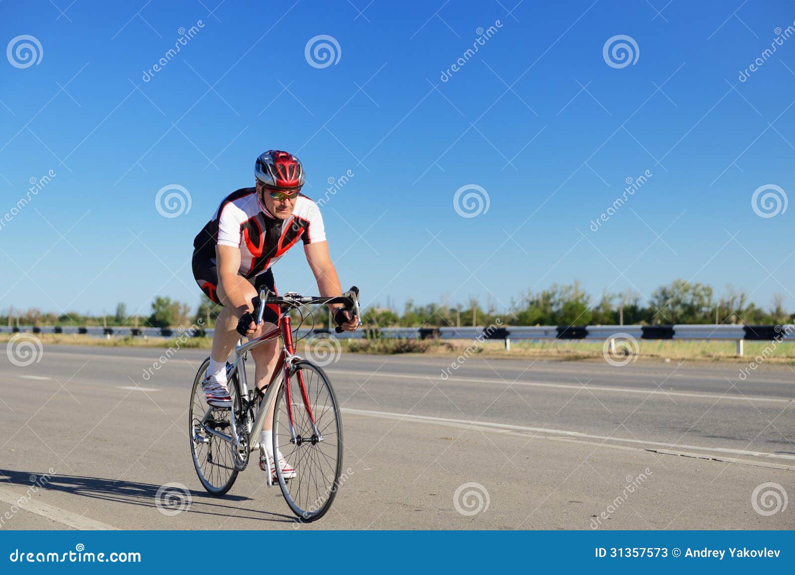 Cyclist stock image. Image of road, bicycling, bicycle - 31357573