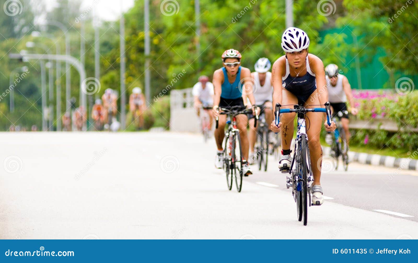 Cyclists editorial image. Image of mass, 2008, road, cycling - 6011435