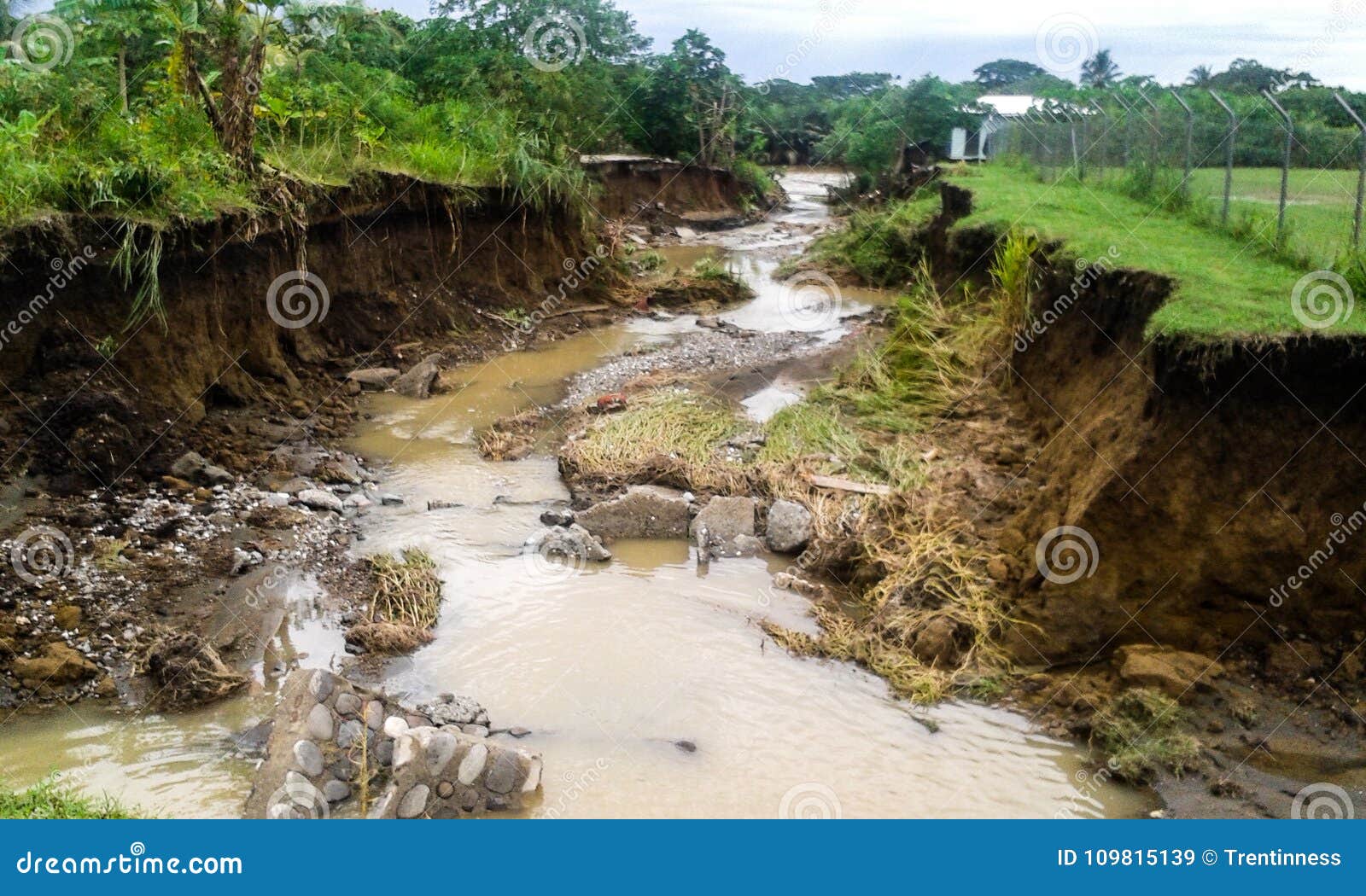 Cyclone Et Inondation De Solomon Islands Image stock - Image du îles ...