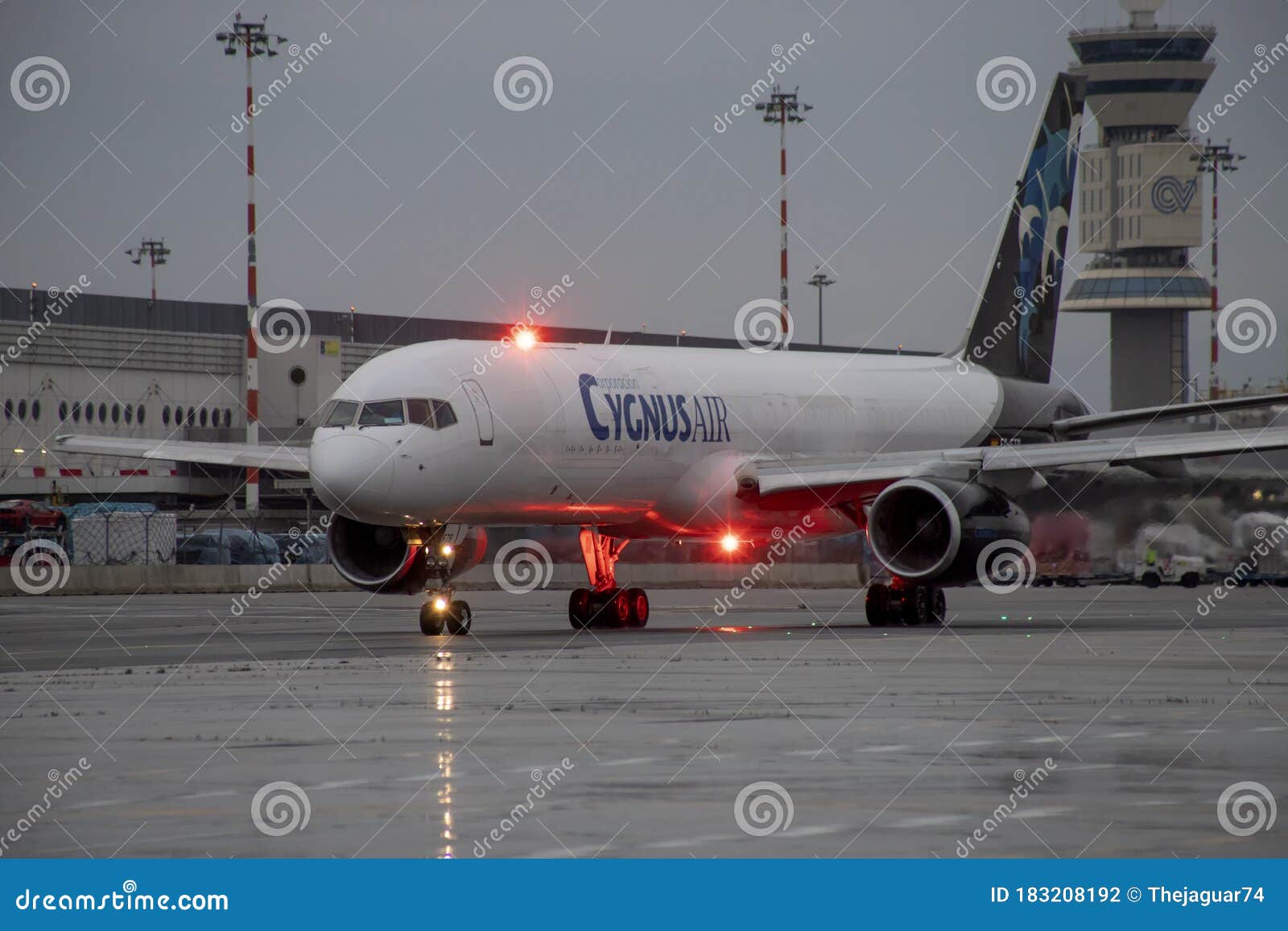 Cignus Air Boeing 757 Freighter Editorial Photography - Image of cignus ...