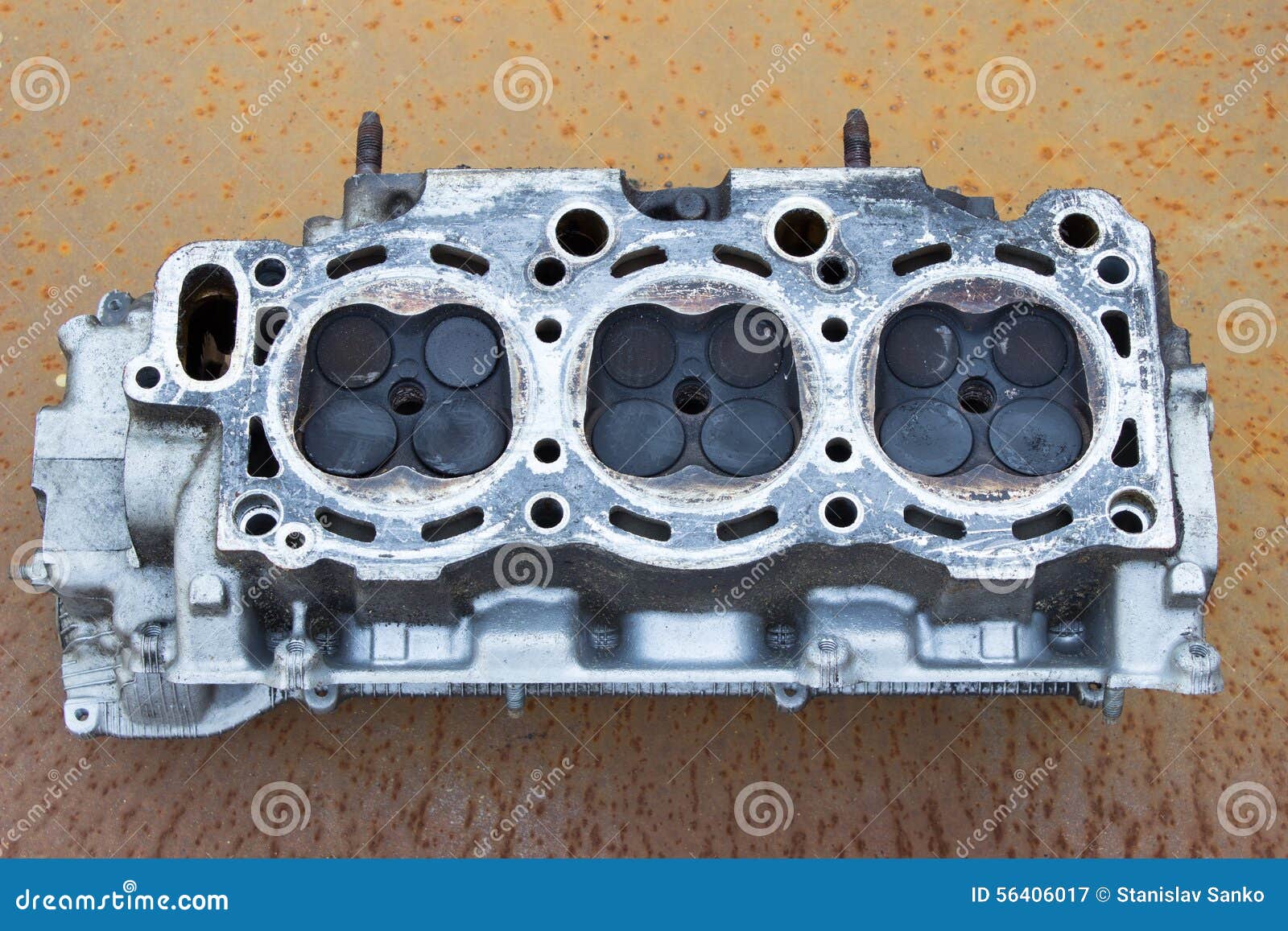 Cylinder head lies stock image. Image of engine, gear - 56406017