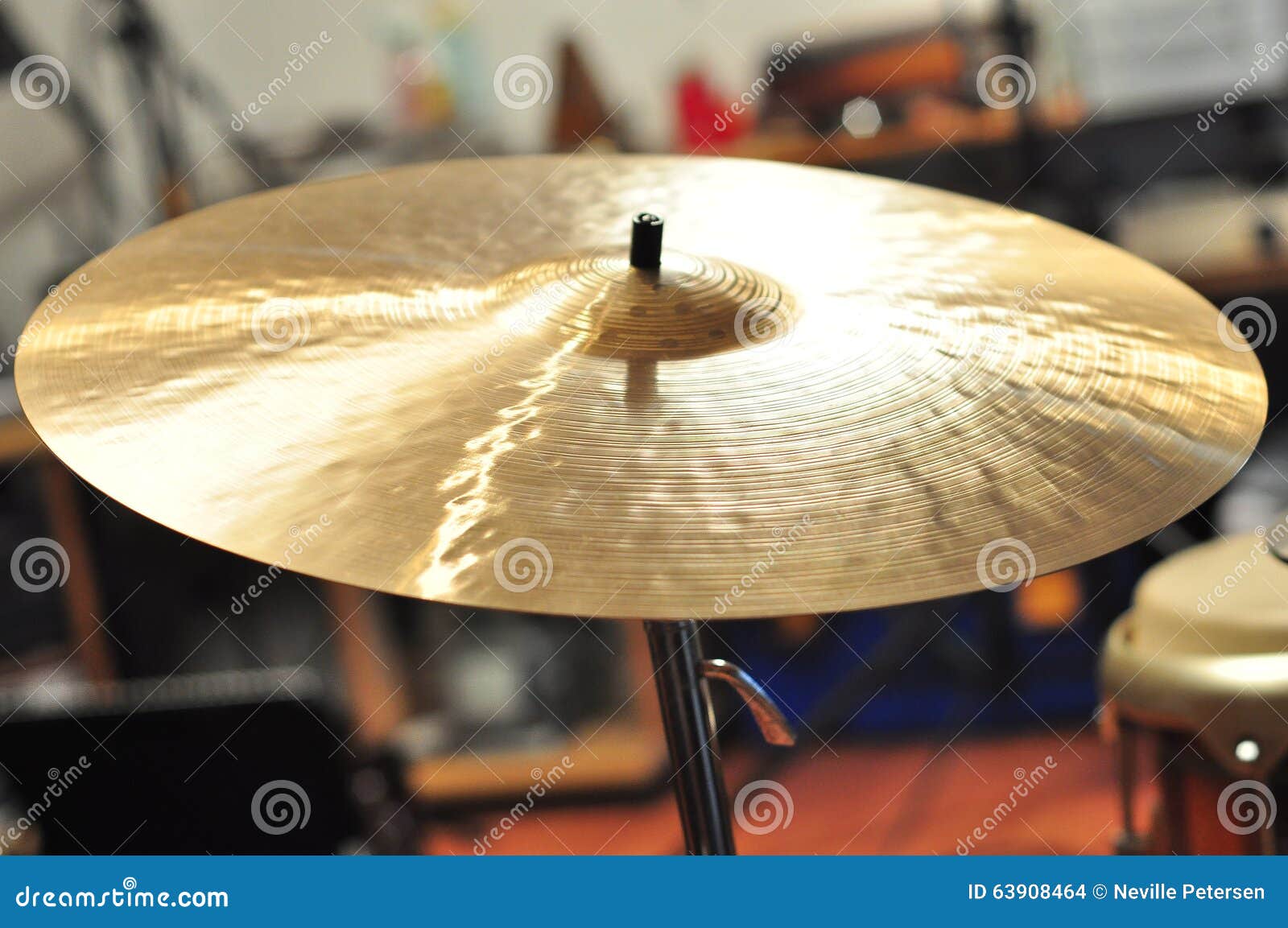 Cymbales Photos Stock - Téléchargez 5,369 Photos libres de droits