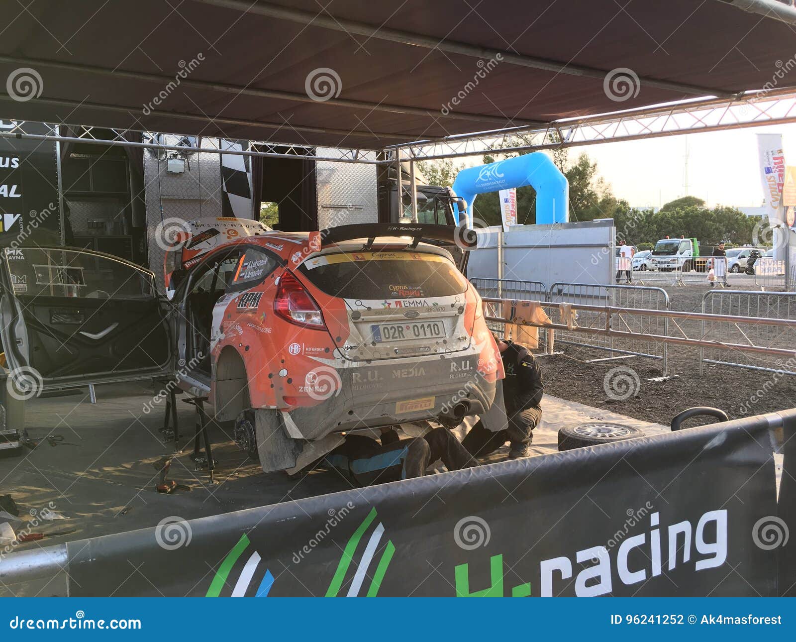 Cyprus Rally Pit stop editorial photography. Image of vehicle - 96241252