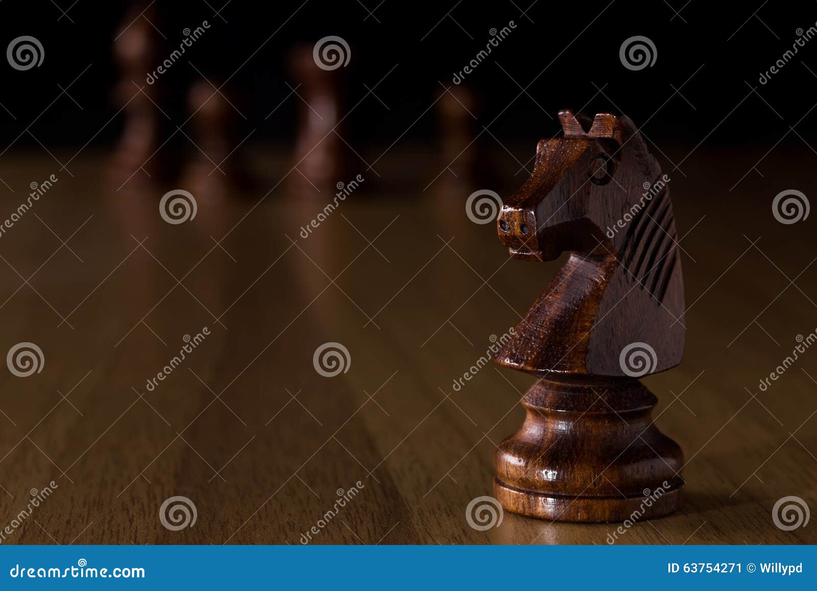 Czarnego rycerza szachy obraz stock. Obraz złożonej z szachy - 63754271