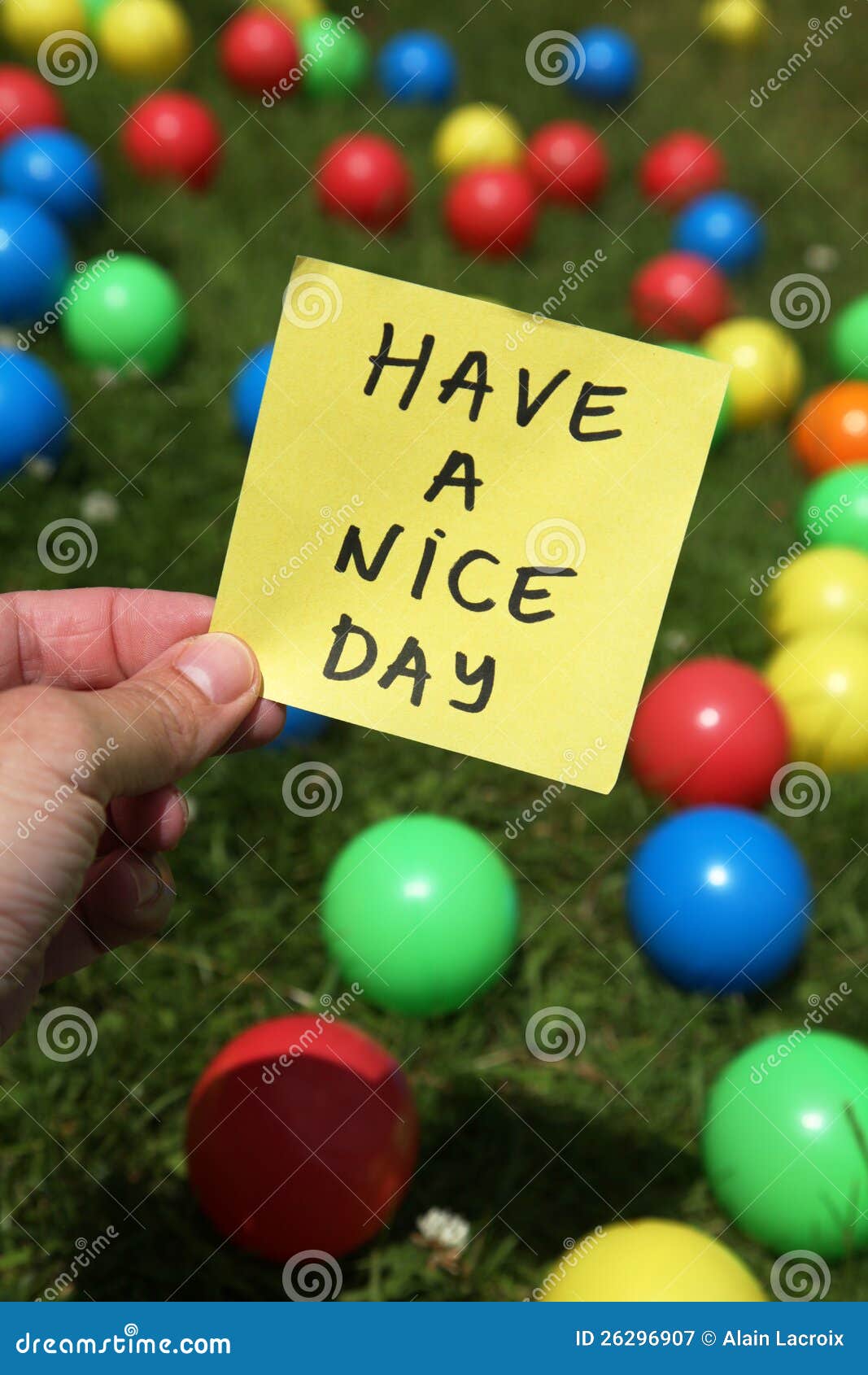 Día agradable imagen de archivo. Imagen de agradable - 26296907