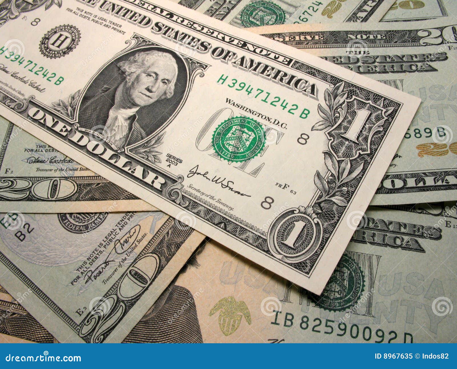 Dólares americanos imagem de stock. Imagem de tesouro - 8967635