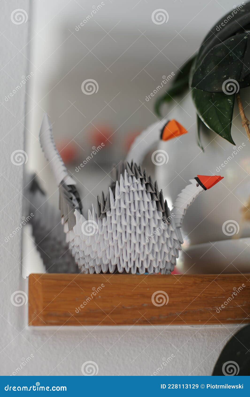 3D Modular Origami Paper Swan Handmade with White Paper â€“ an Example ...