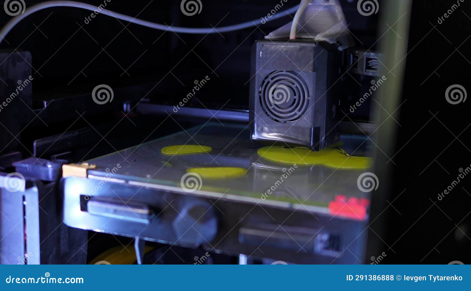 A 3D Printer Machine that Creates a Three-dimensional Geometric Shape ...