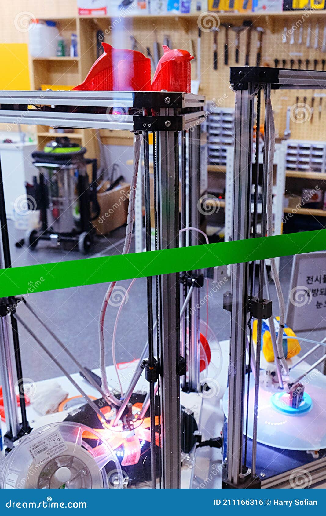 3D Printing Machine and the Result - Dolphin Stock Photo - Image of ...