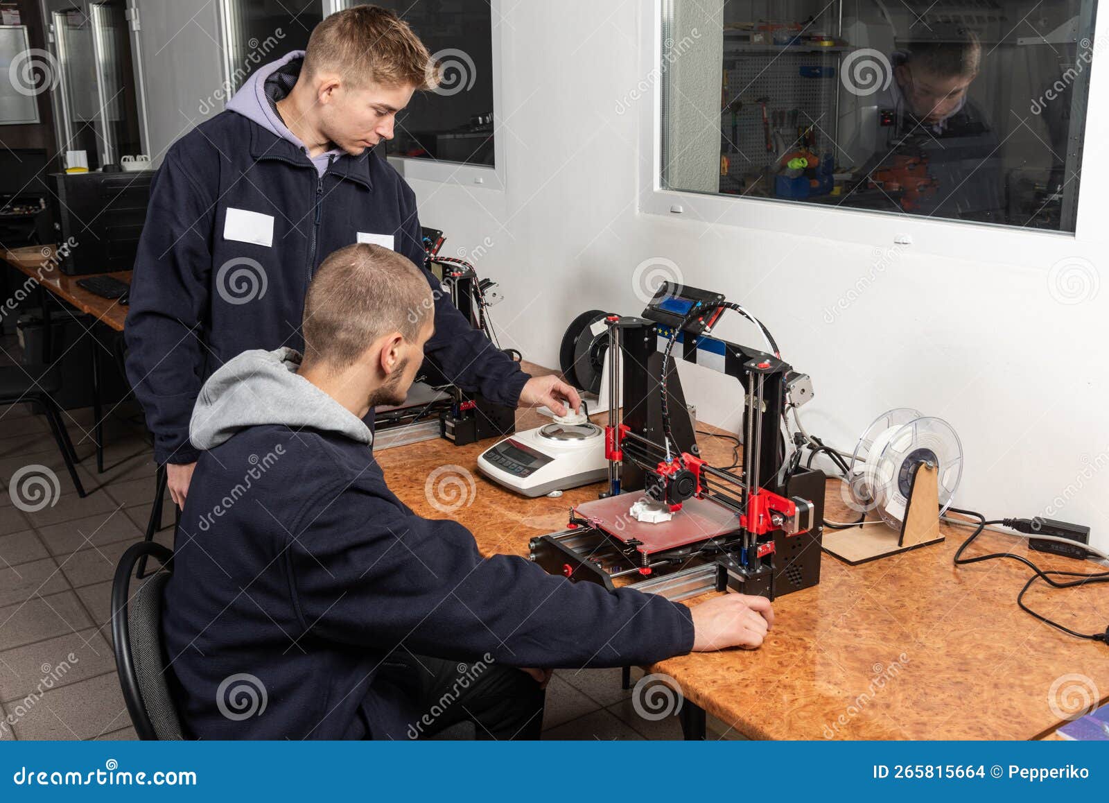 3D Scanning and Printing Training Class Stock Photo - Image of ...