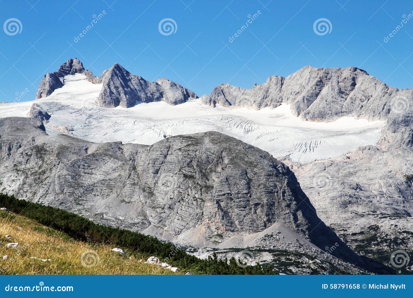 Dachstein panorama stock photo. Image of dachstein, hotel - 58791658