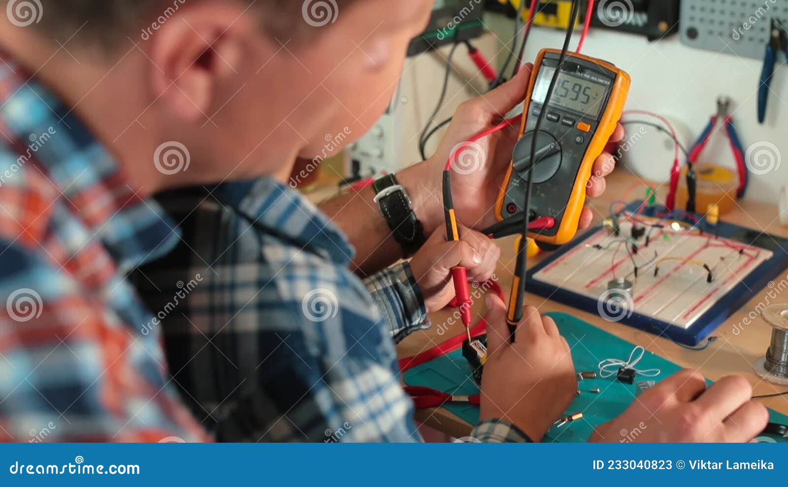 Dad Son Checking Electrical Equipment Test Conductivity Electricity ...