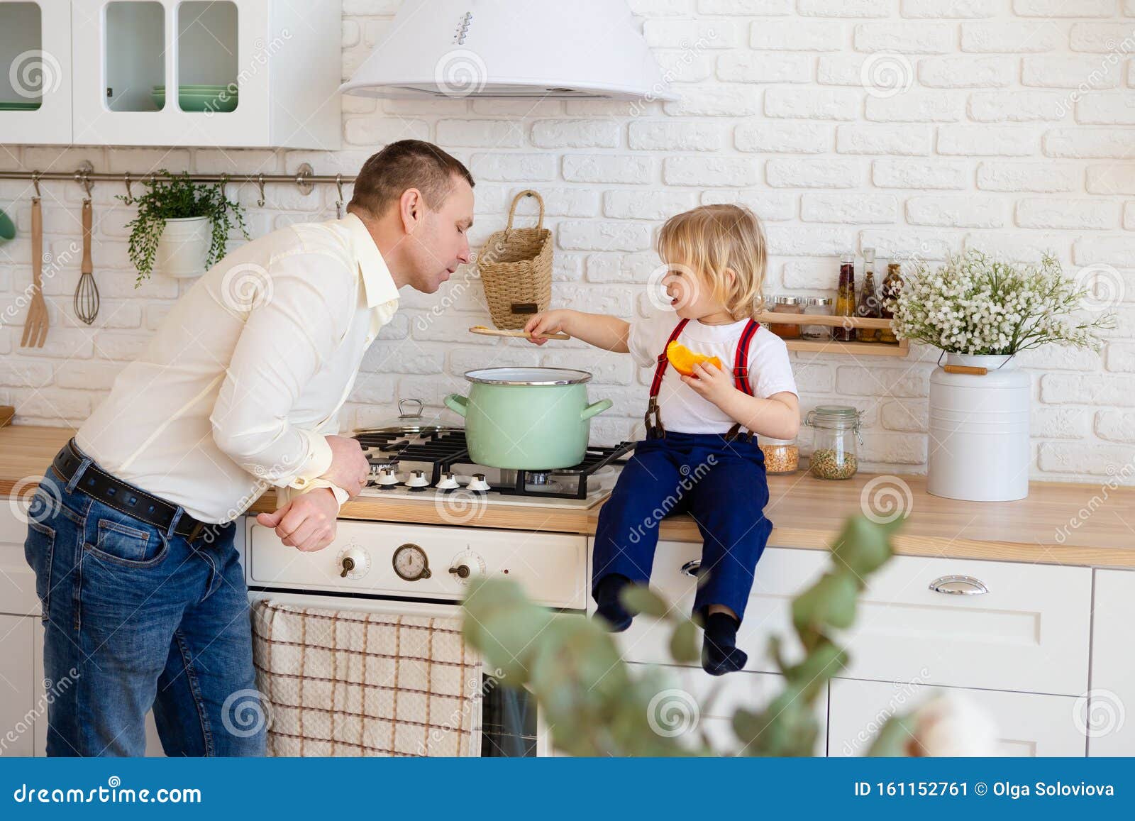 Dad and Son Cooking Soup in Pan Stock Image - Image of bonding, salad ...