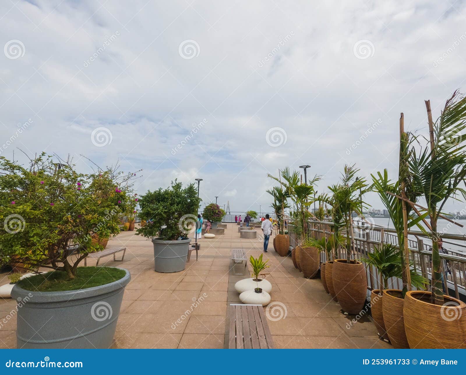 Dadar Chowpatty Beach With The View Of Bandra-Worli Sea Link In Mumbai ...