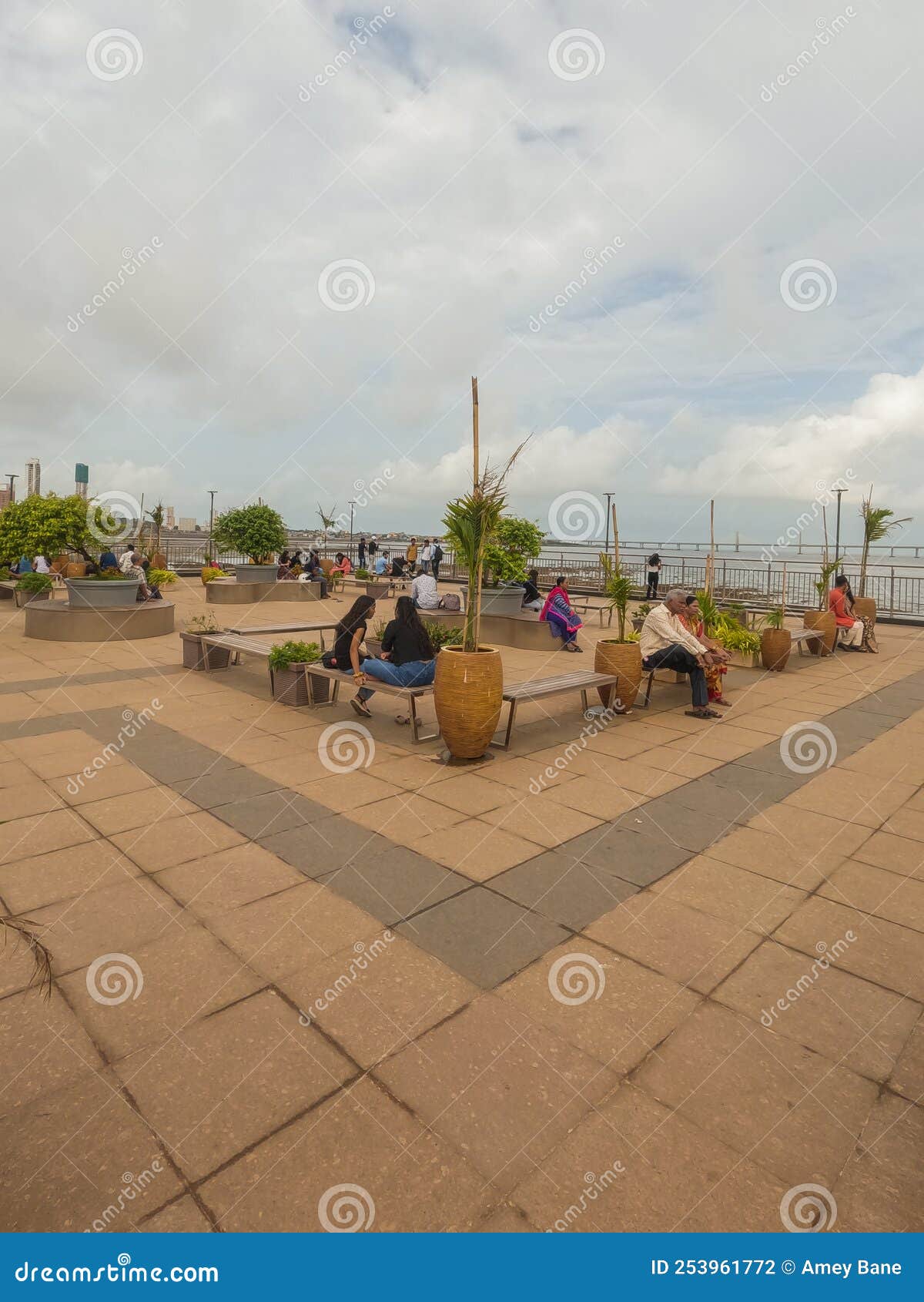 Dadar Chowpatty Beach With The View Of Bandra-Worli Sea Link In Mumbai ...