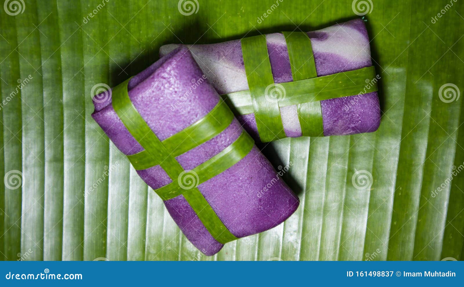 Dadar Gulung Stock Photography | CartoonDealer.com #224757662