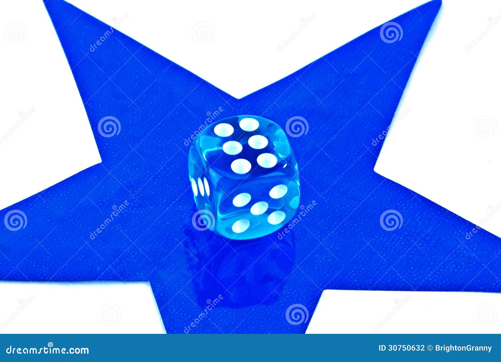 Dados en la estrella foto de archivo. Imagen de casino - 30750632