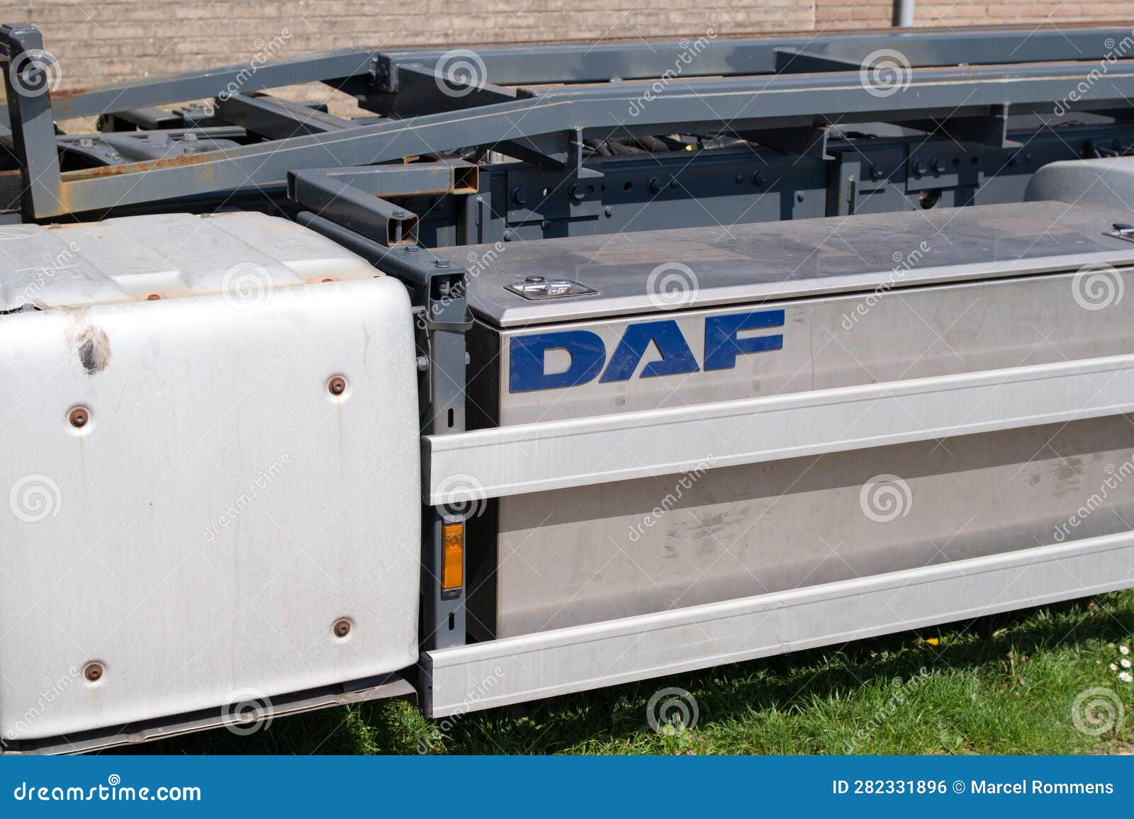 DAF Logo on the Side of a Truck Editorial Photo - Image of logo, dutch ...