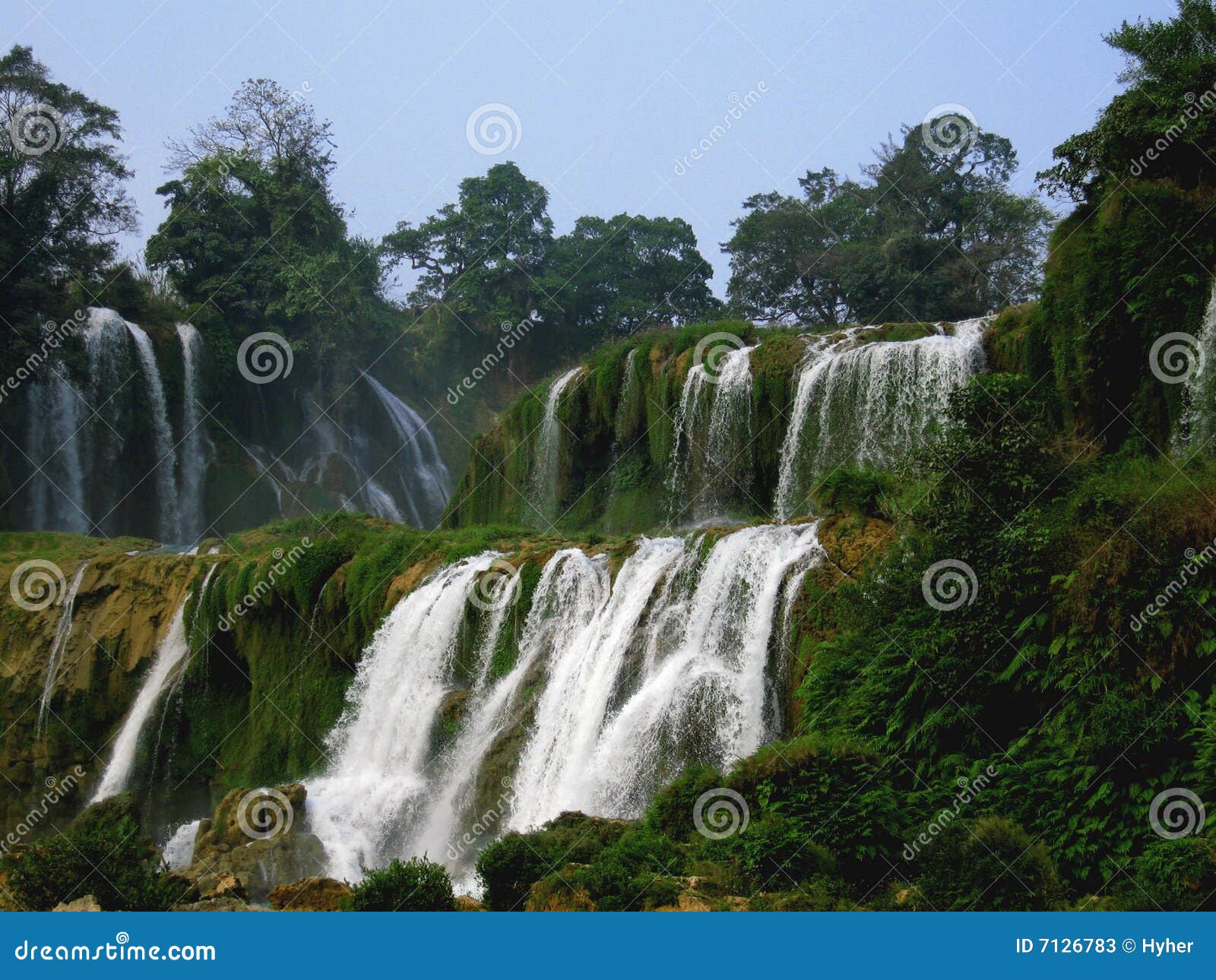 Dah Sing Tak-day falls 2 stock image. Image of boundary - 7126783