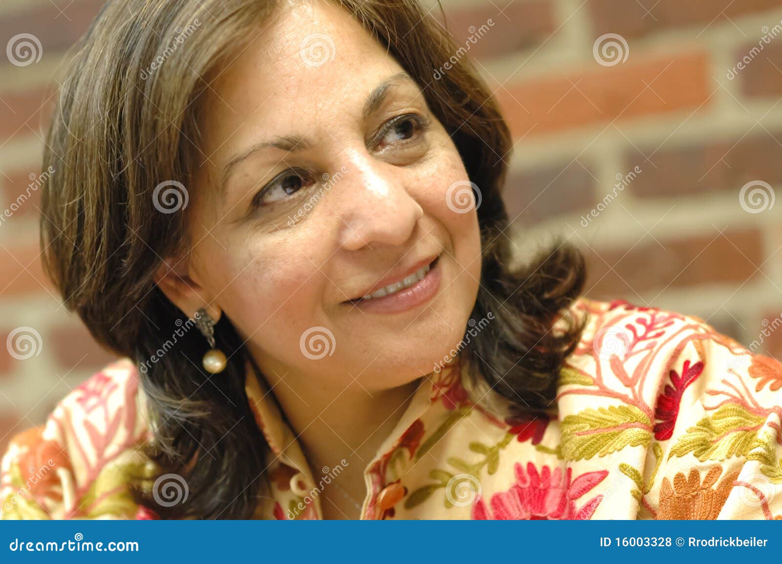 Daisy Kahn editorial stock photo. Image of rauf, advancement - 16003328