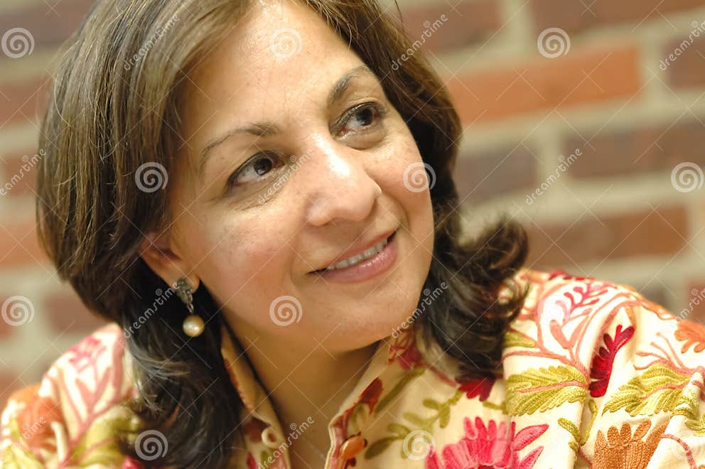 Daisy Kahn editorial stock photo. Image of rauf, advancement - 16003328