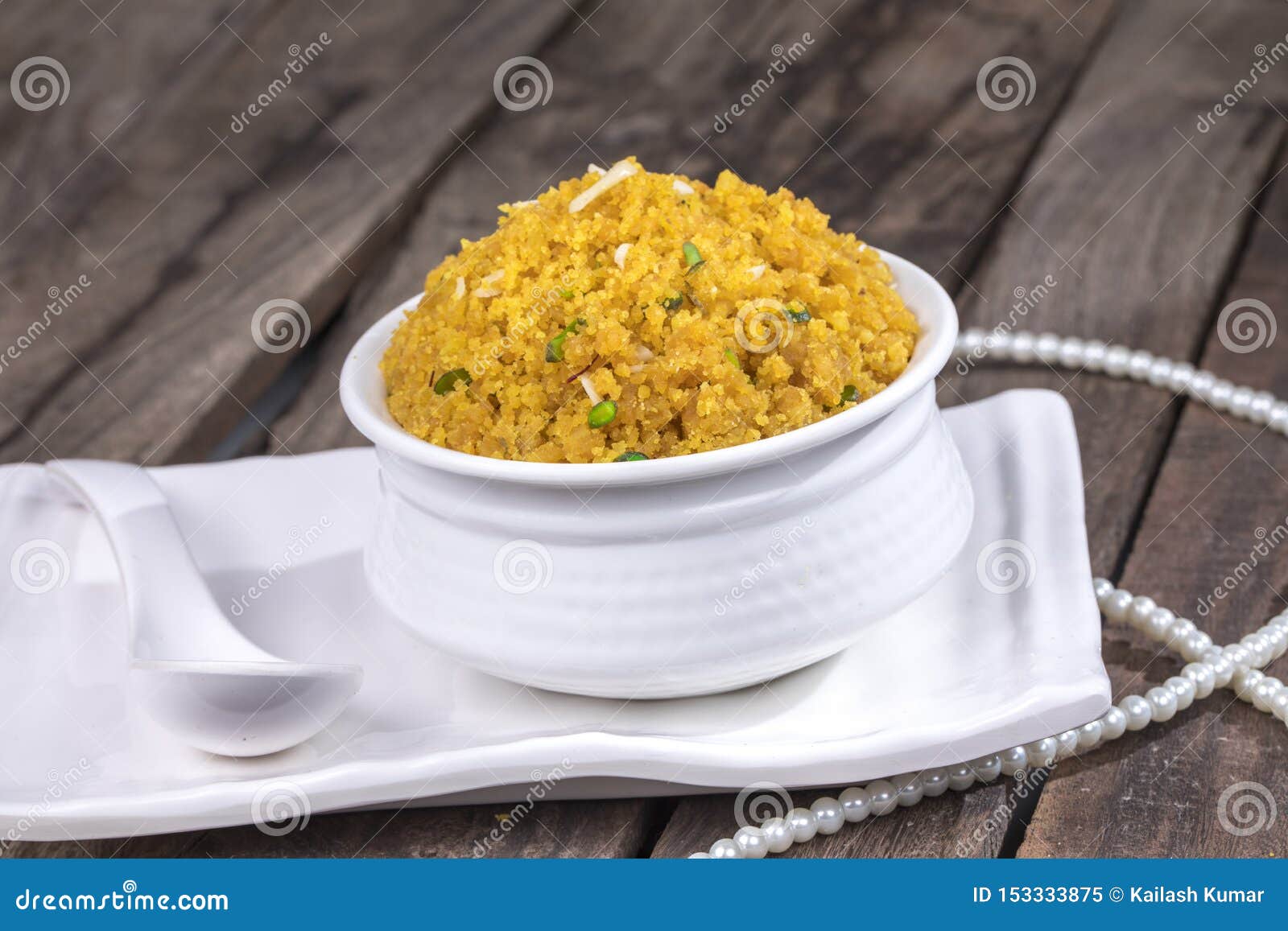 Dal Halwa imagen de archivo. Imagen de frutas, ingredientes - 153333875