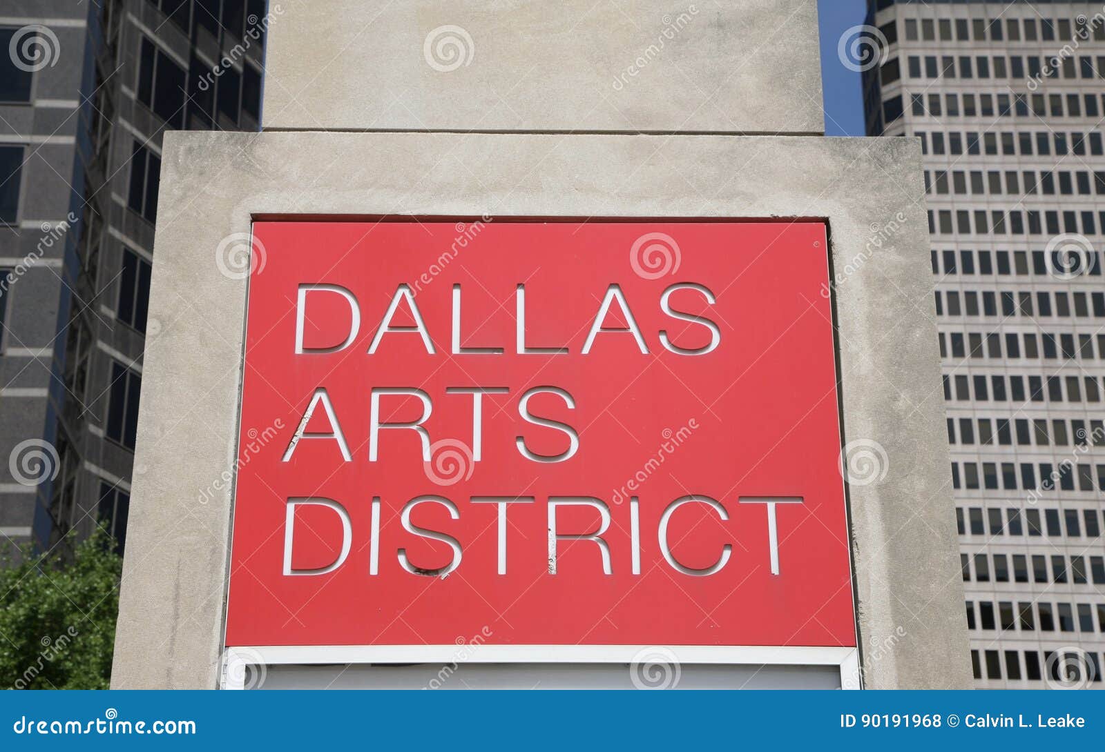 Dallas Arts District Sign editorial stock photo. Image of halls - 90191968