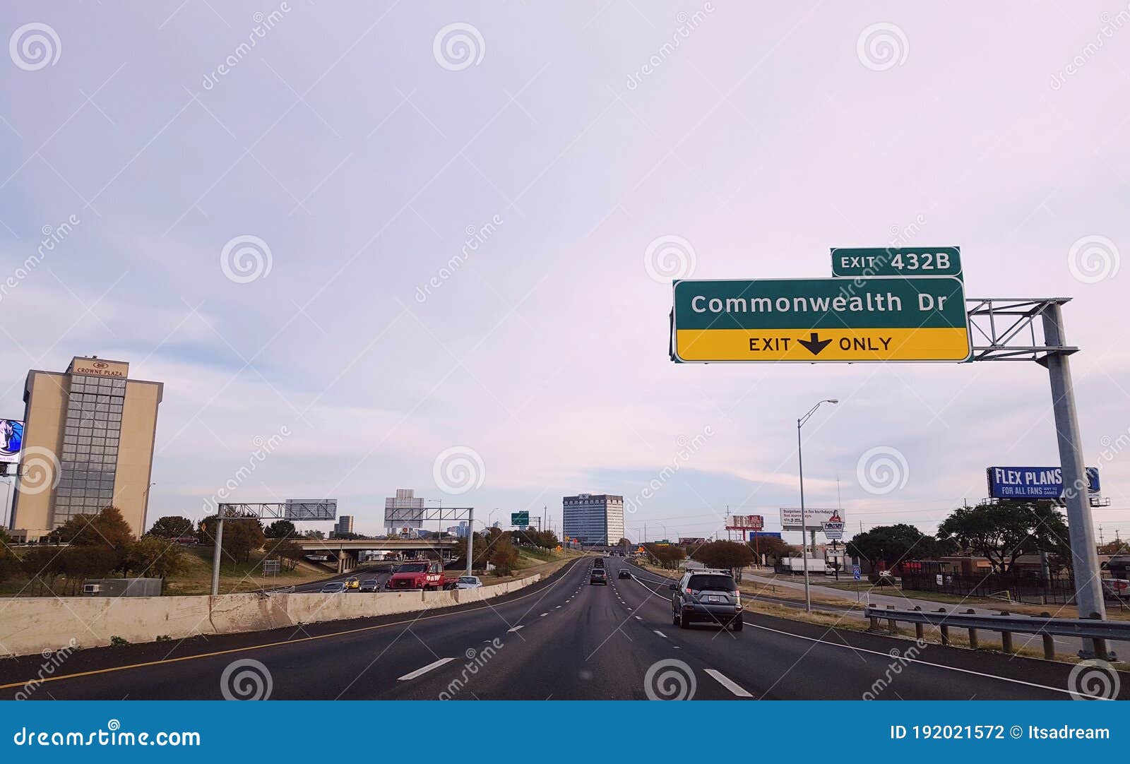 Dallas highway editorial photography. Image of blue - 192021572