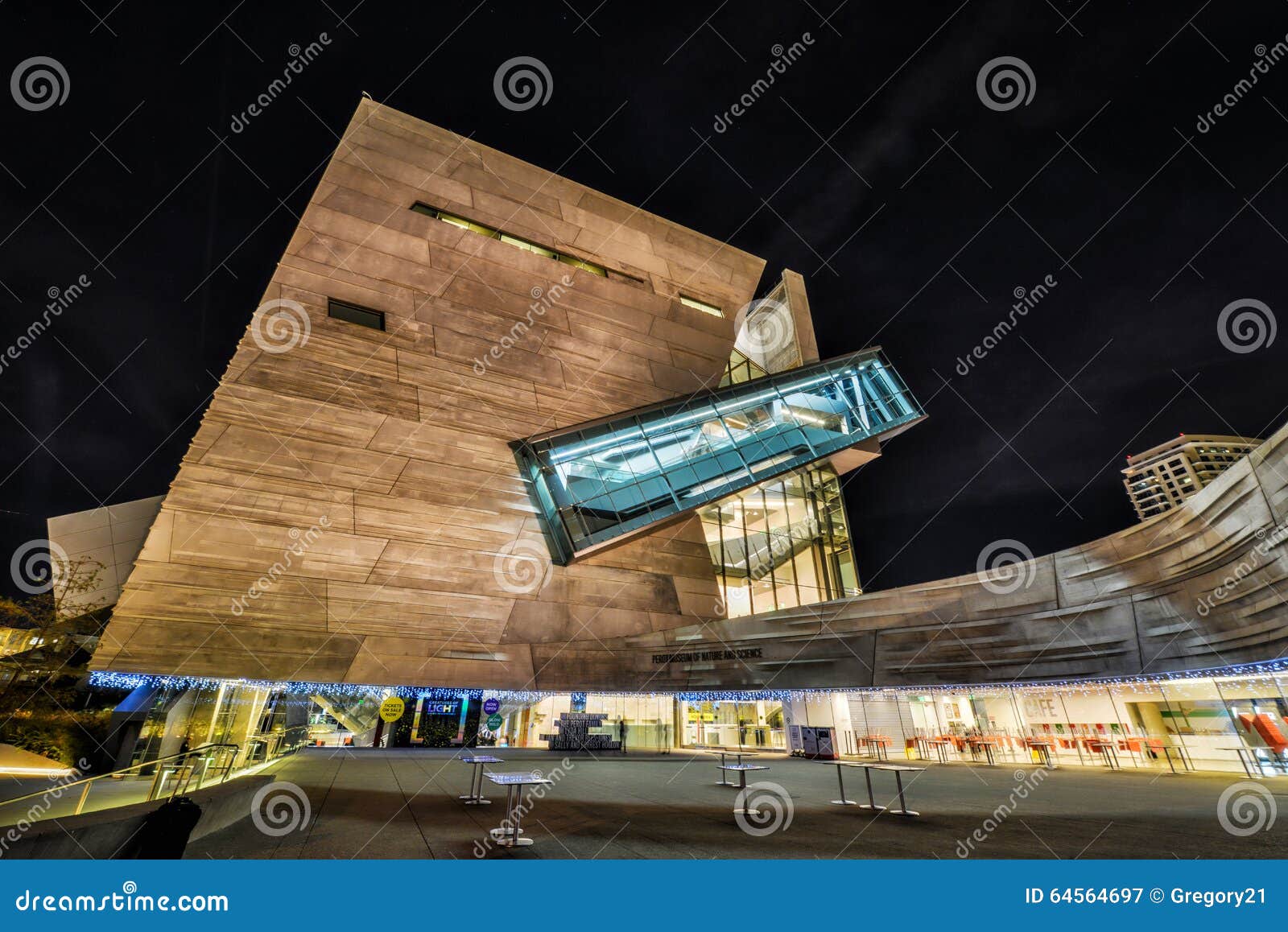 Dallas Perot Museum in HDR editorial photography. Image of dusk - 64564697