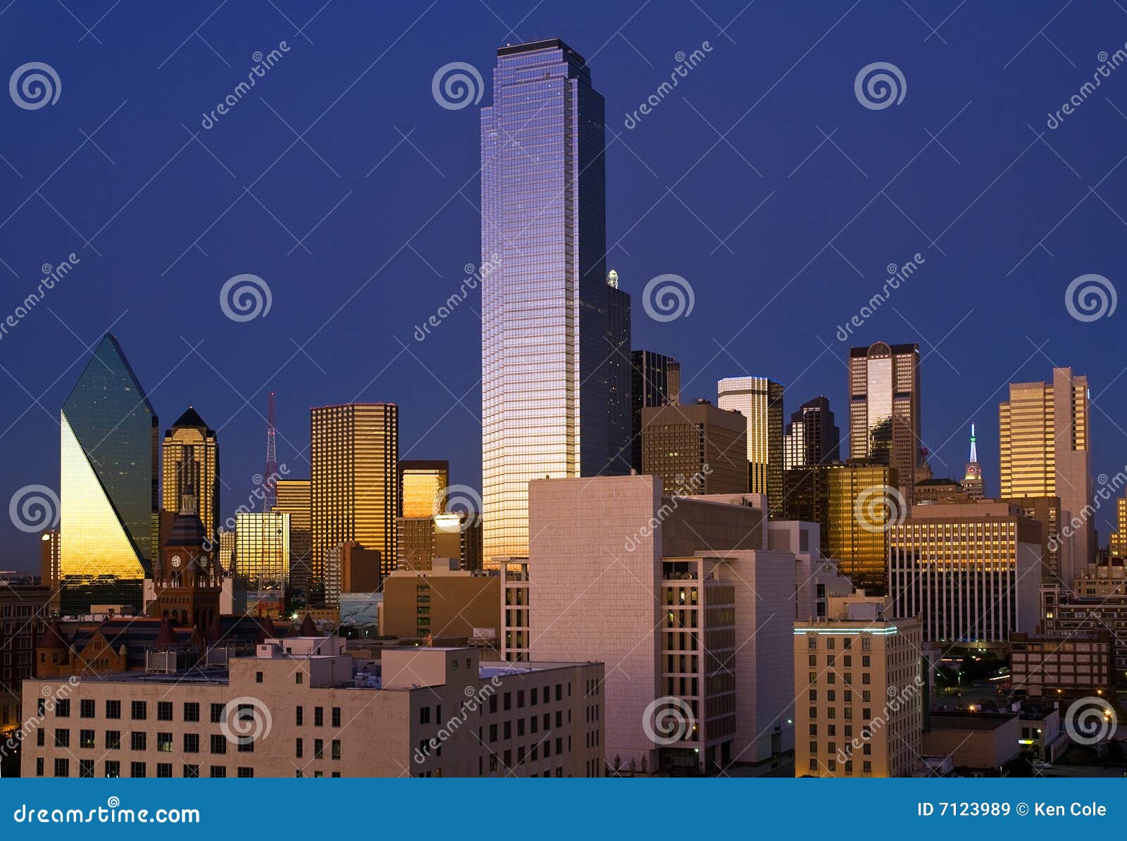 Dallas Skyline after Sunset Stock Image - Image of glowing, glow: 7123989