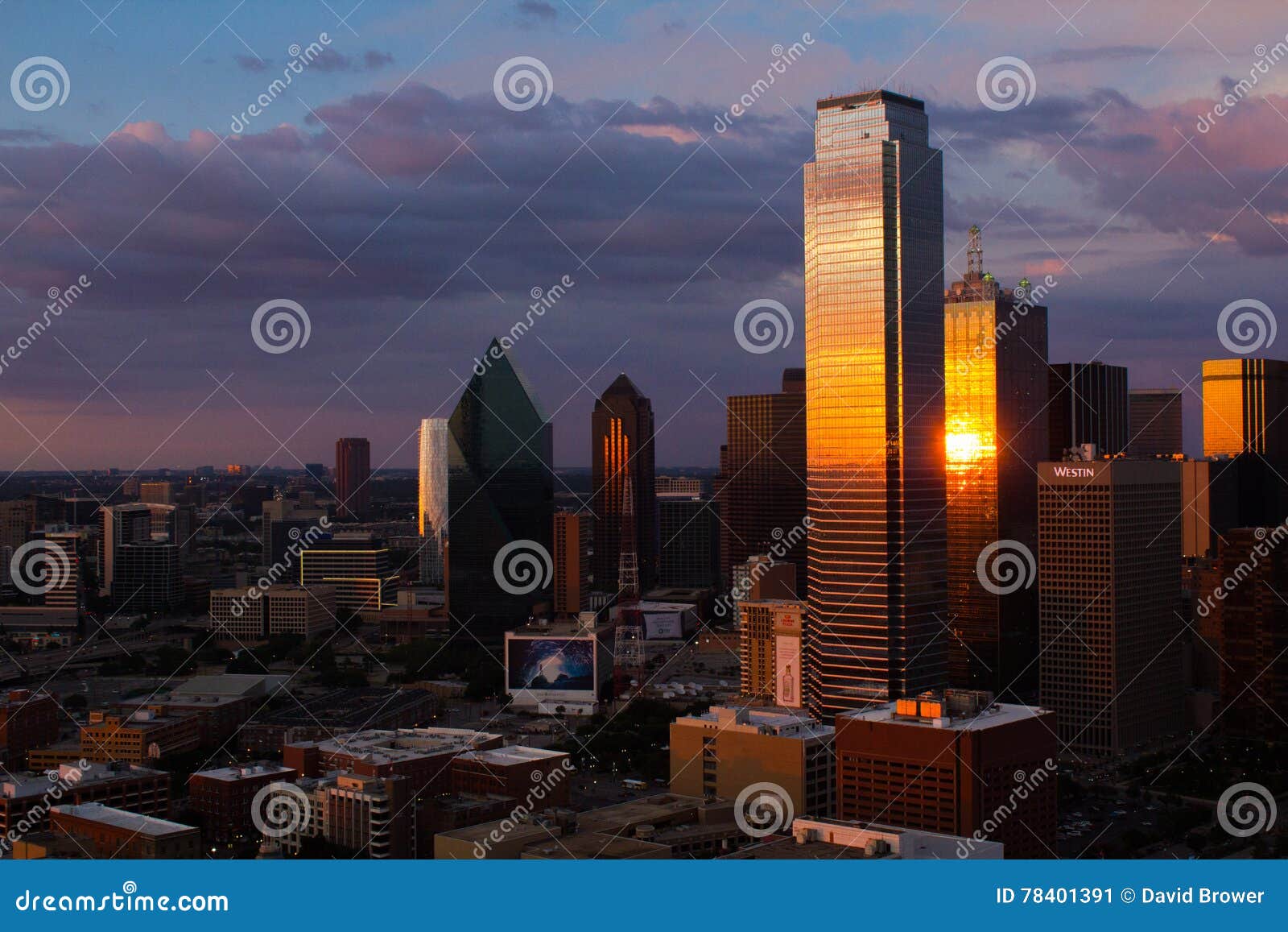 Dallas at Sunset editorial photo. Image of steel, business - 78401391