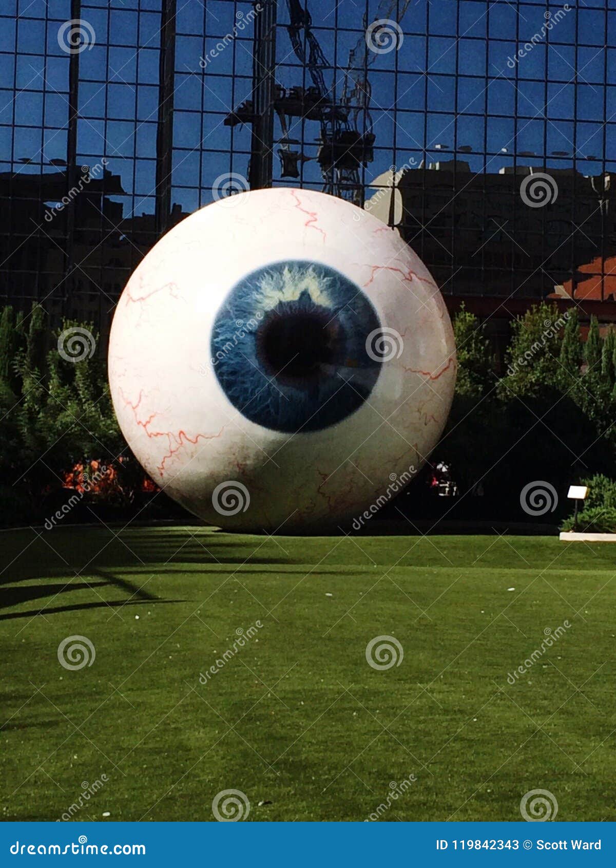 Giant Eye editorial stock photo. Image of dallas, downtown - 119842343