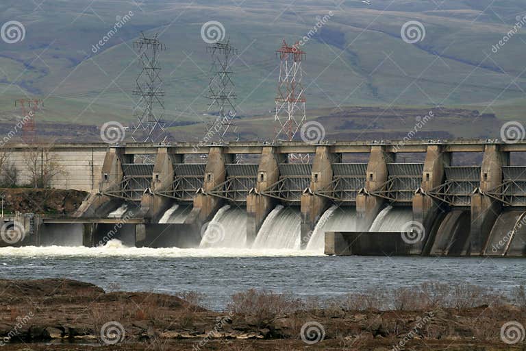 The Dalles Dam stock photo. Image of water, construction - 5087378