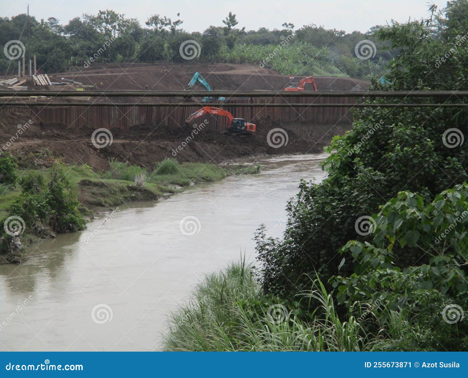 Dam construction project editorial photo. Image of freeway - 255673871
