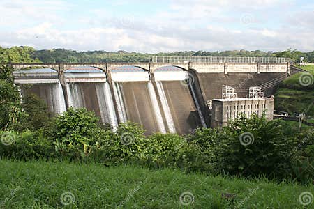 Dam in Panama stock image. Image of power, hydro, trees - 2223301