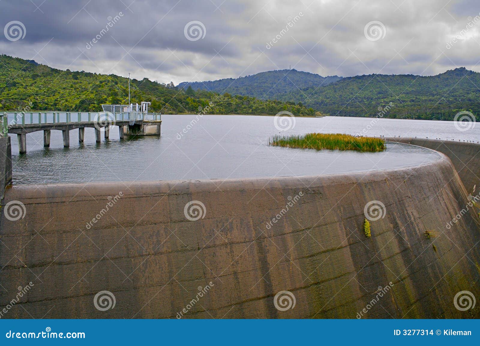Dam scenic stock photo. Image of green, architecture, reservoir - 3277314