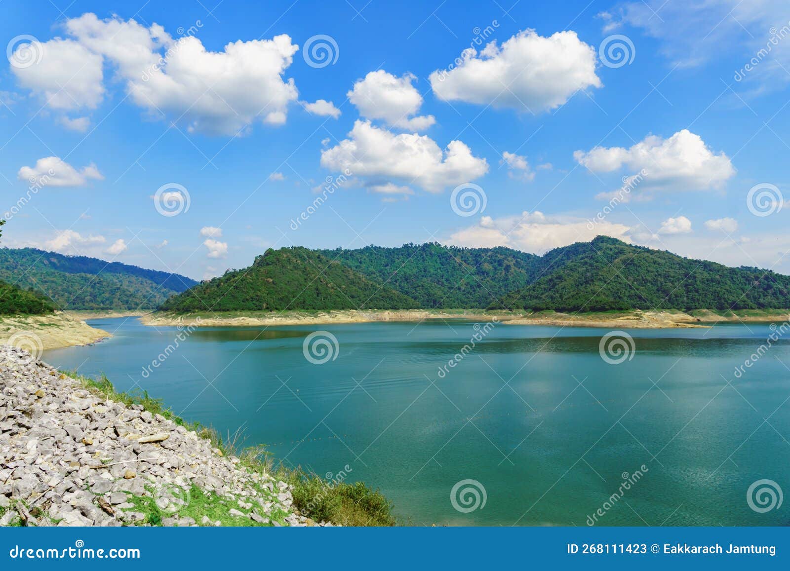 Dam View with Emerald Green Water There are Green Mountains Stock Image ...