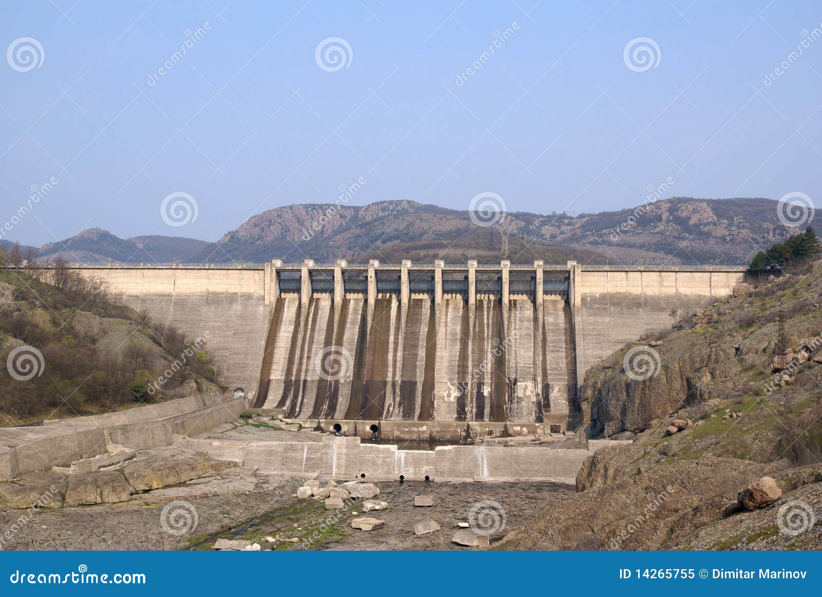 Dam wall stock image. Image of barrier, concrete, basin - 14265755