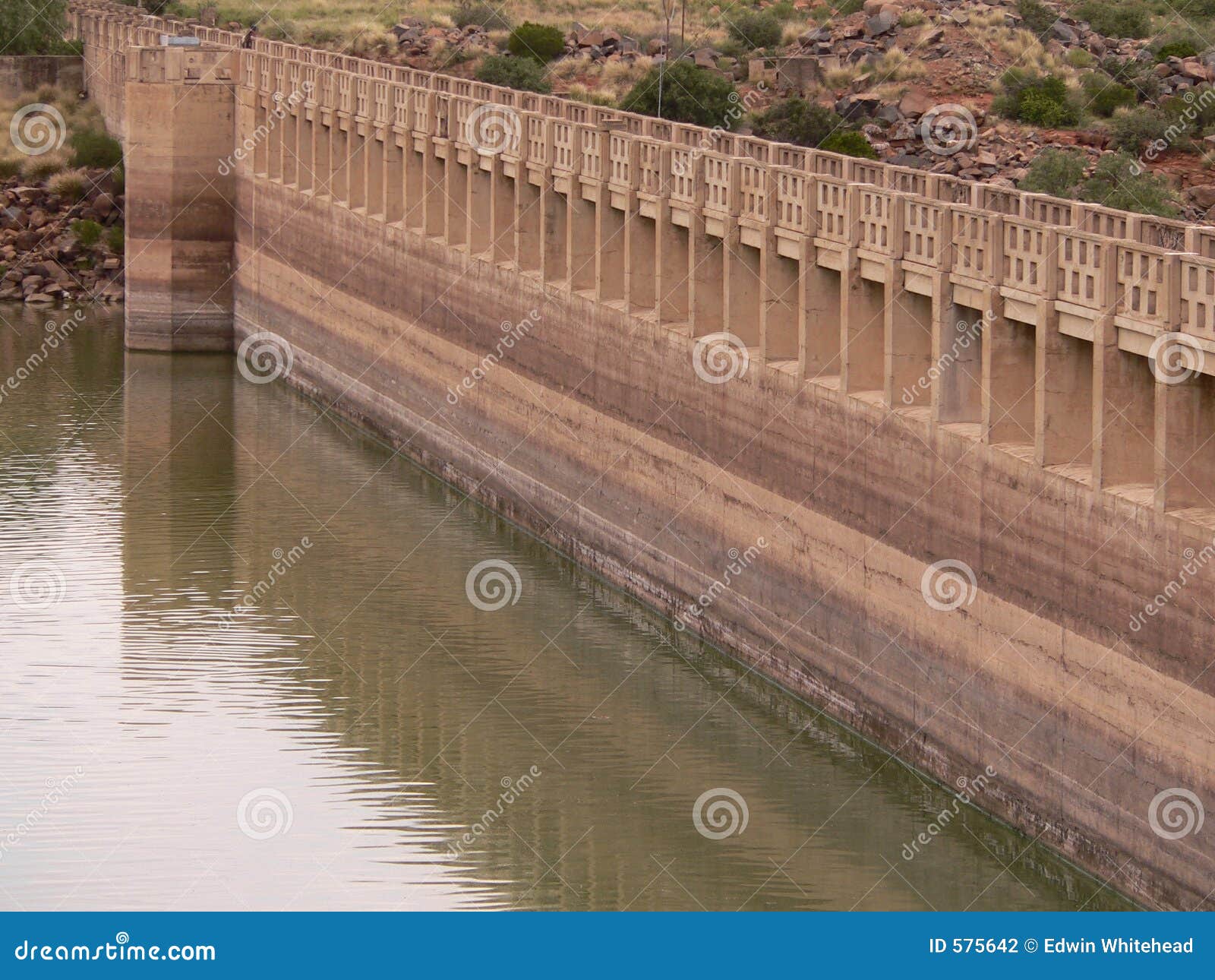 Dam Wall Picture. Image: 575642