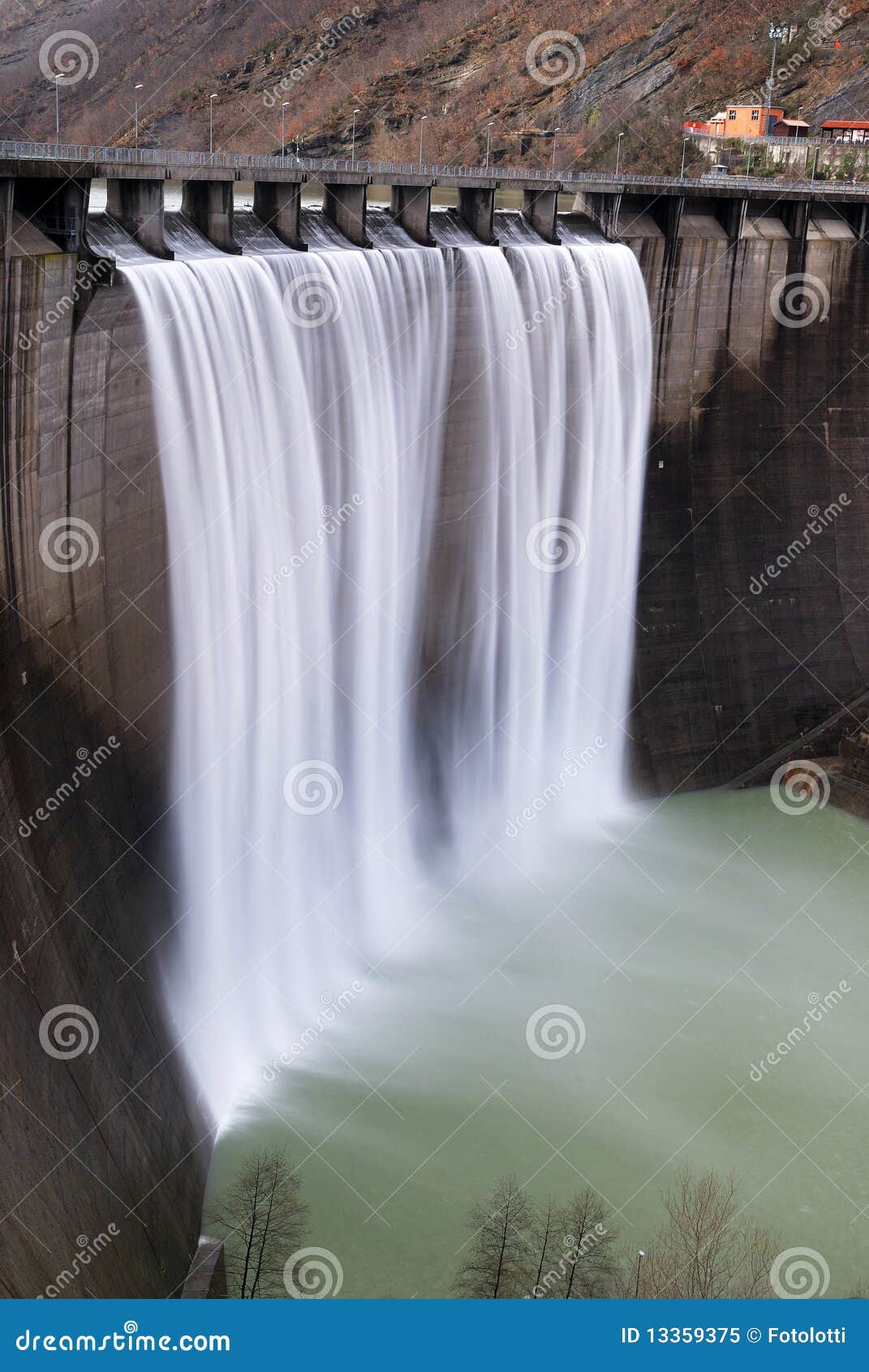 Dam and waterfall stock image. Image of white, ridracoli - 13359375