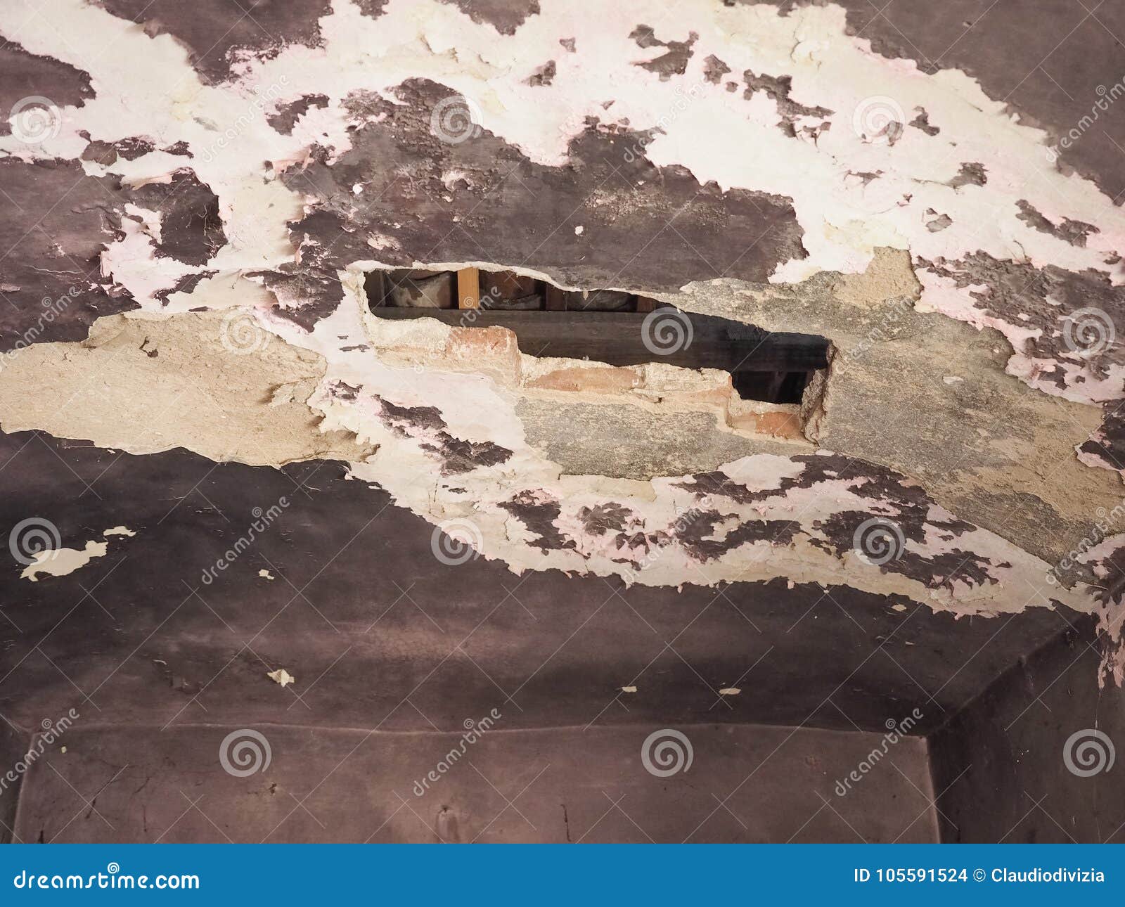 Damp Moisture on Wall and Ceiling Stock Photo - Image of damp, mist ...