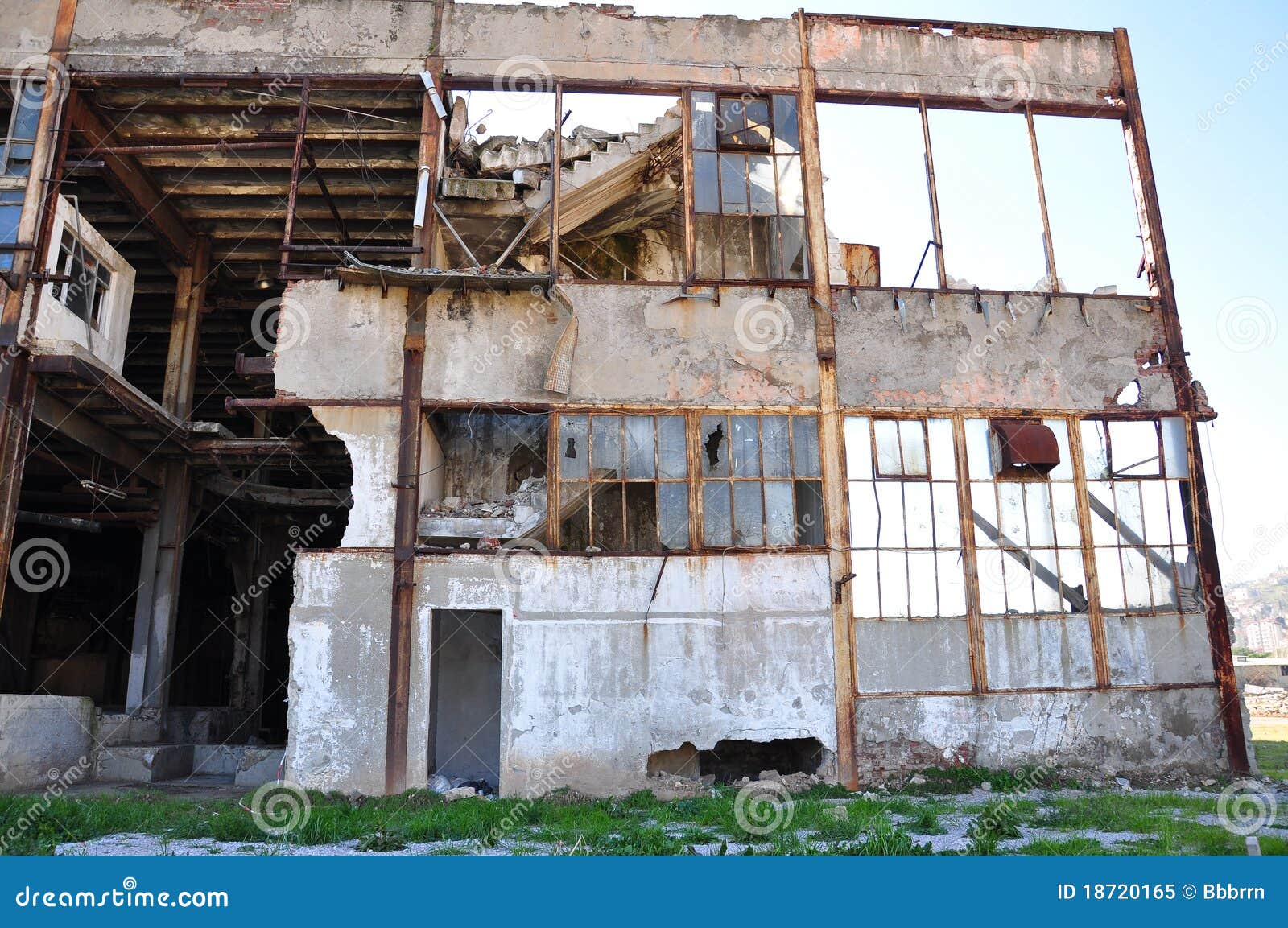 Damaged building stock image. Image of bombardment, damaged - 18720165