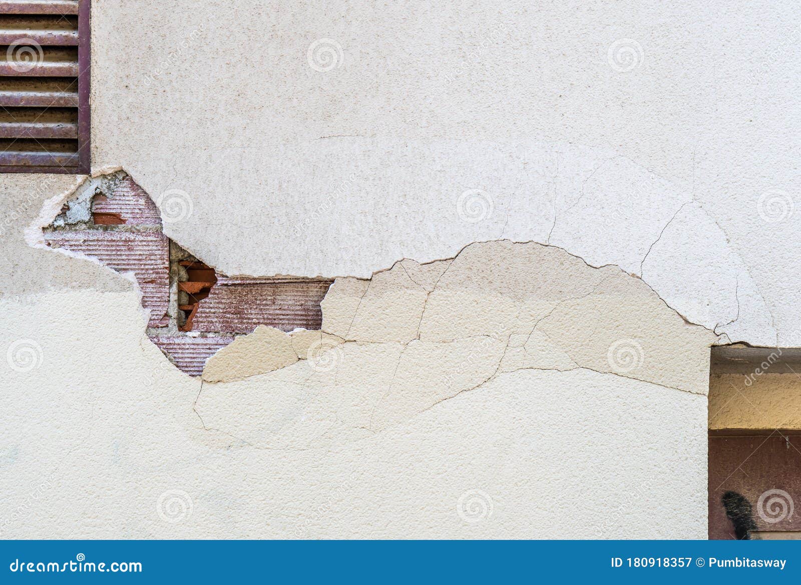 Damaged Building Facade is Falling Stock Image - Image of structure ...