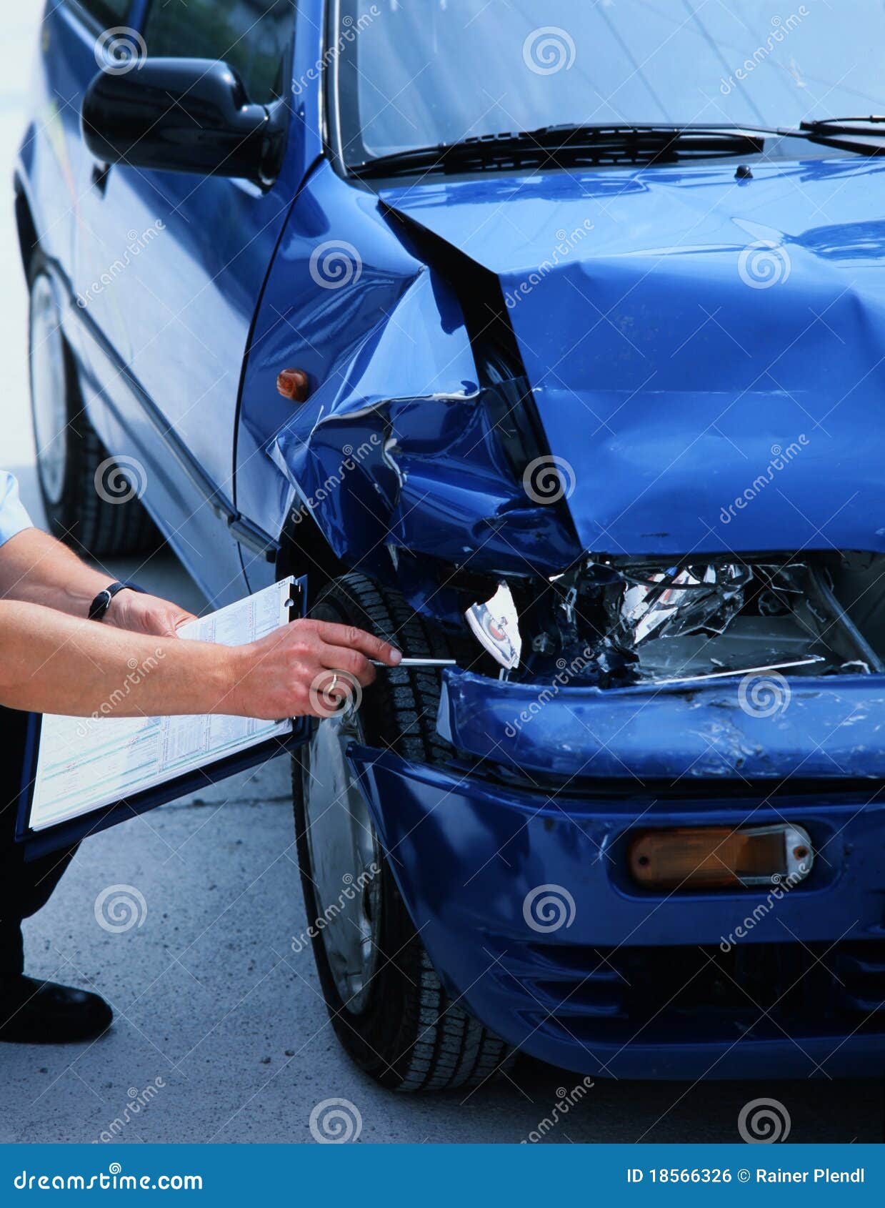 Damaged car stock photo. Image of expert, insurance, bumper - 18566326