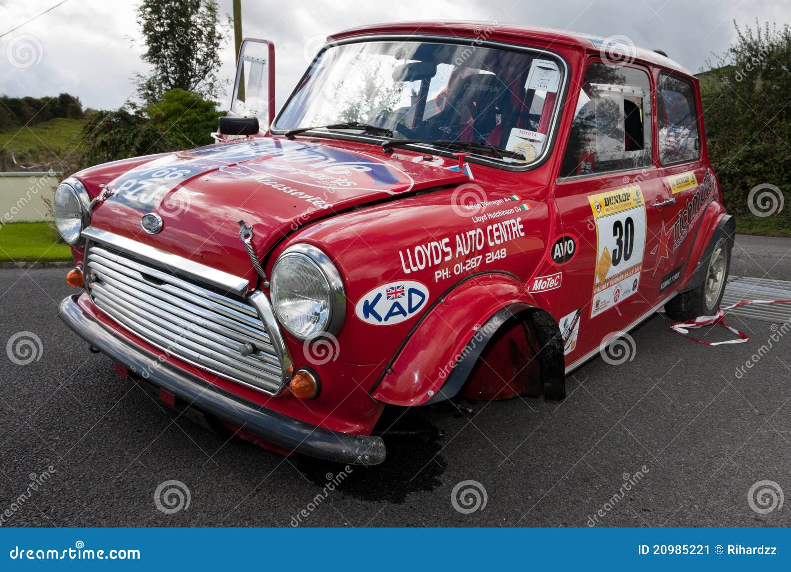 Damaged car at Rally editorial photo. Image of sedan - 20985221